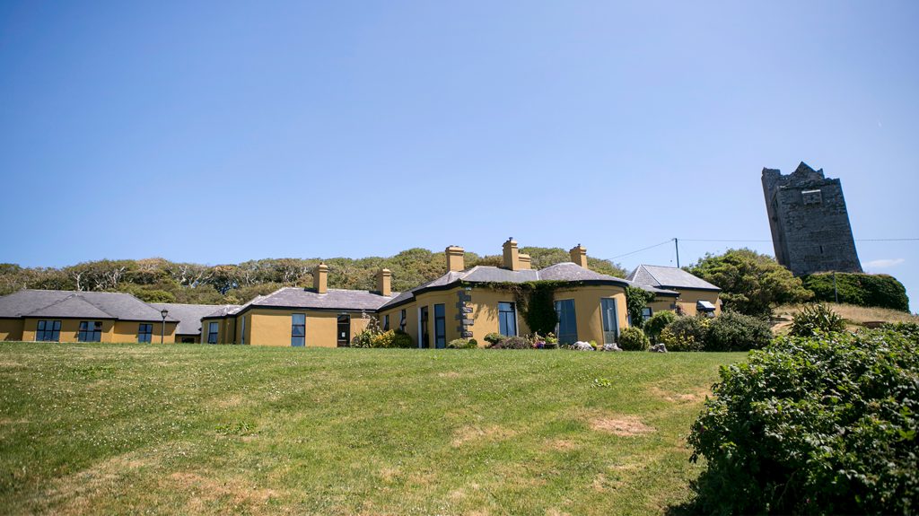 Guest Reviews for Ballinalacken Castle Hotel